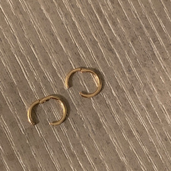 Maria Tash | Jewelry | Maria Tash 4 Plain Ring Helix Yellow Gold | Poshmark